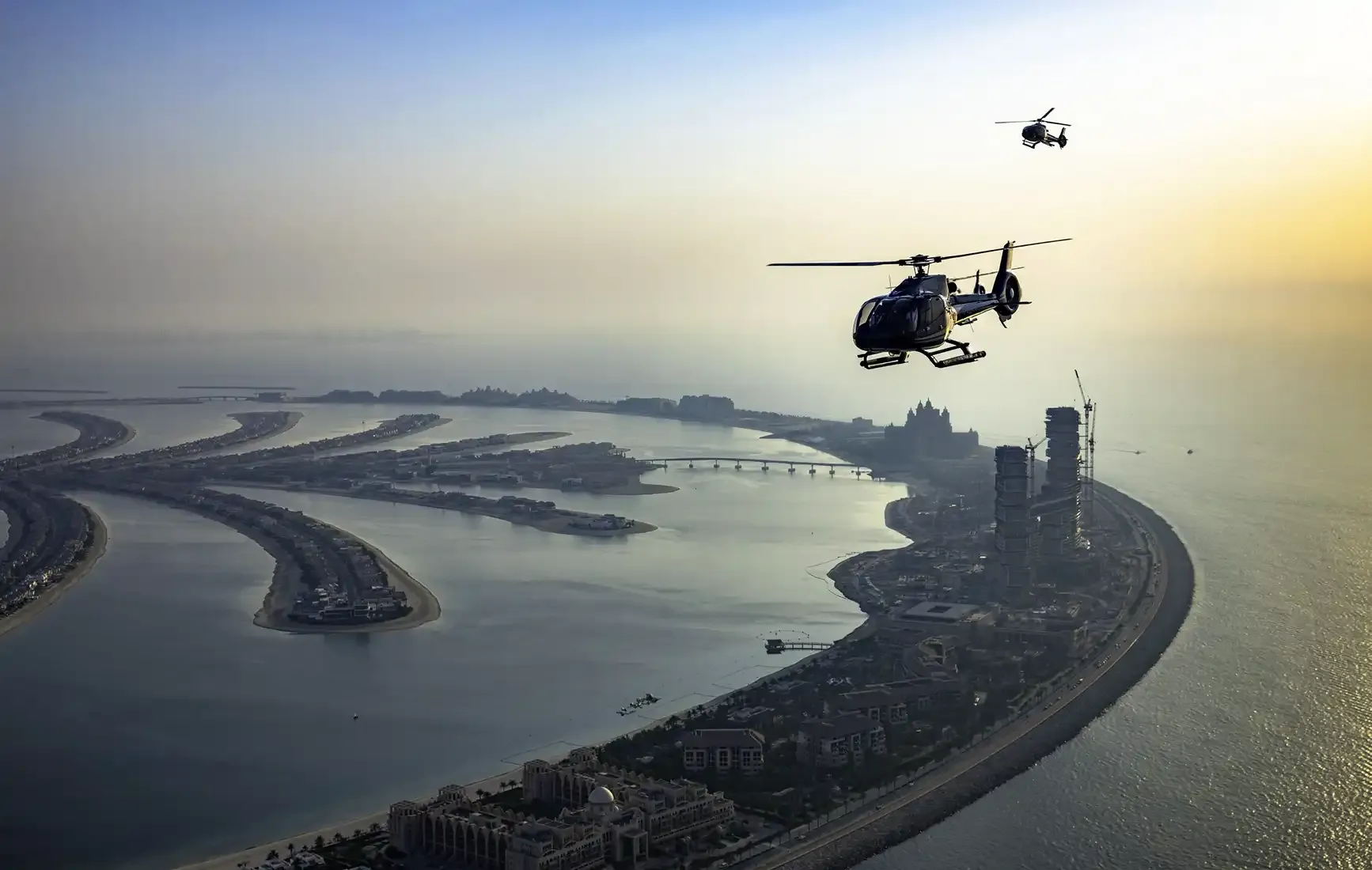 Atlantis Dubai Helicopter Tour Sharing Flight | Saudis Around the World ...